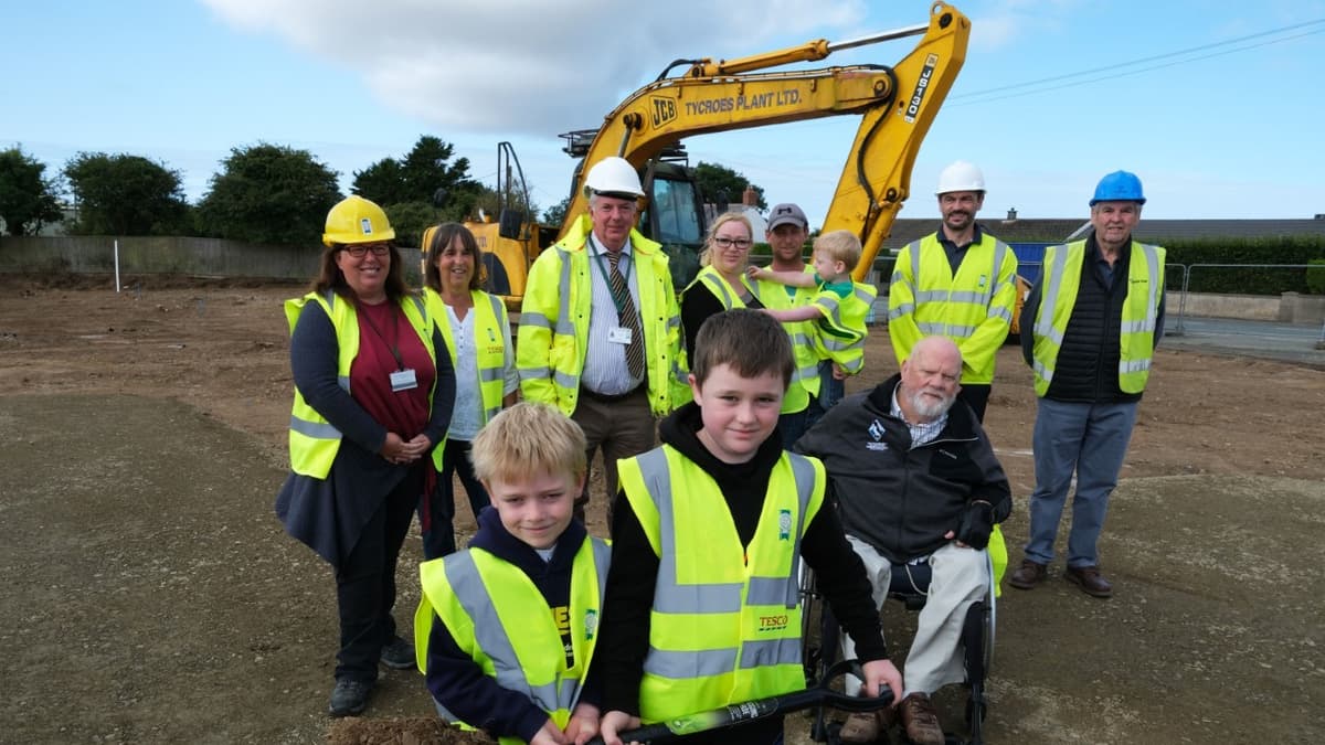 Work begins on Pembrokeshire housing development | tenby-today.co.uk